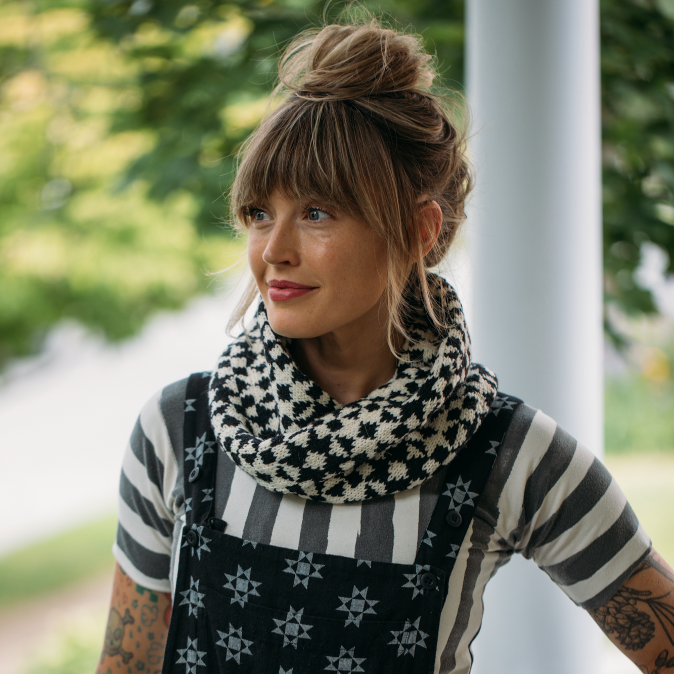 Frame Your Face Cowl from Andrea Mowry of DreaRenee Knits - Ritual Dyes