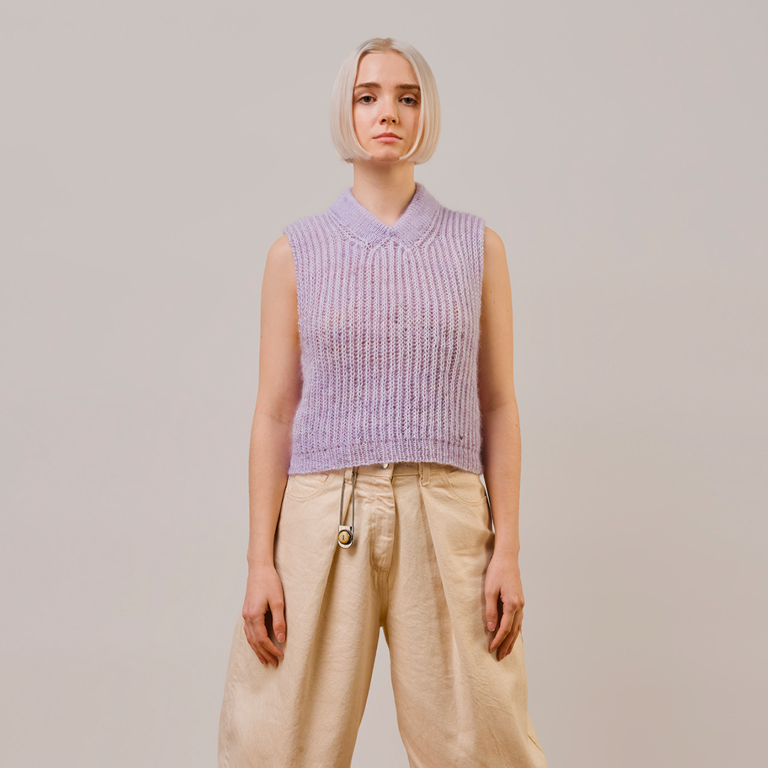 Pointy Collar Vest Kit by Lindsay Degen of Degen - Ritual Dyes