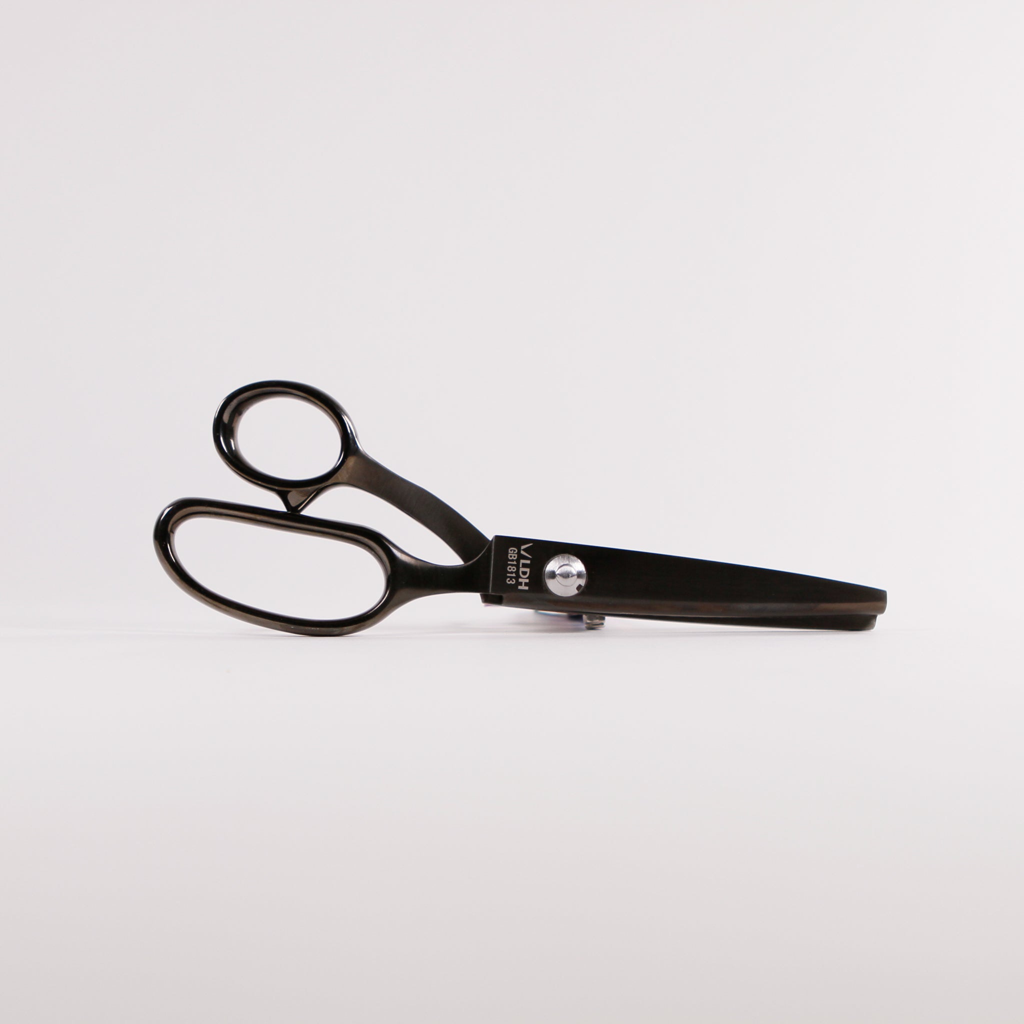 Pinking Shears from LDH Scissors - Ritual Dyes